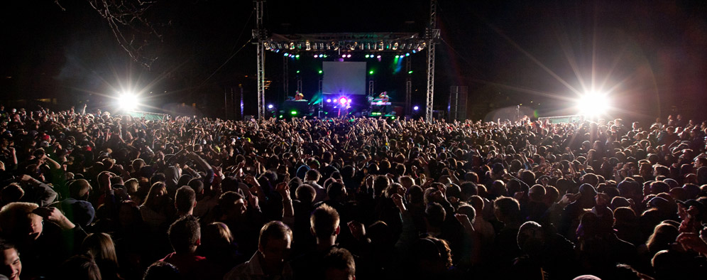 THE GRAND KERFUFFLE 2016 – @theU