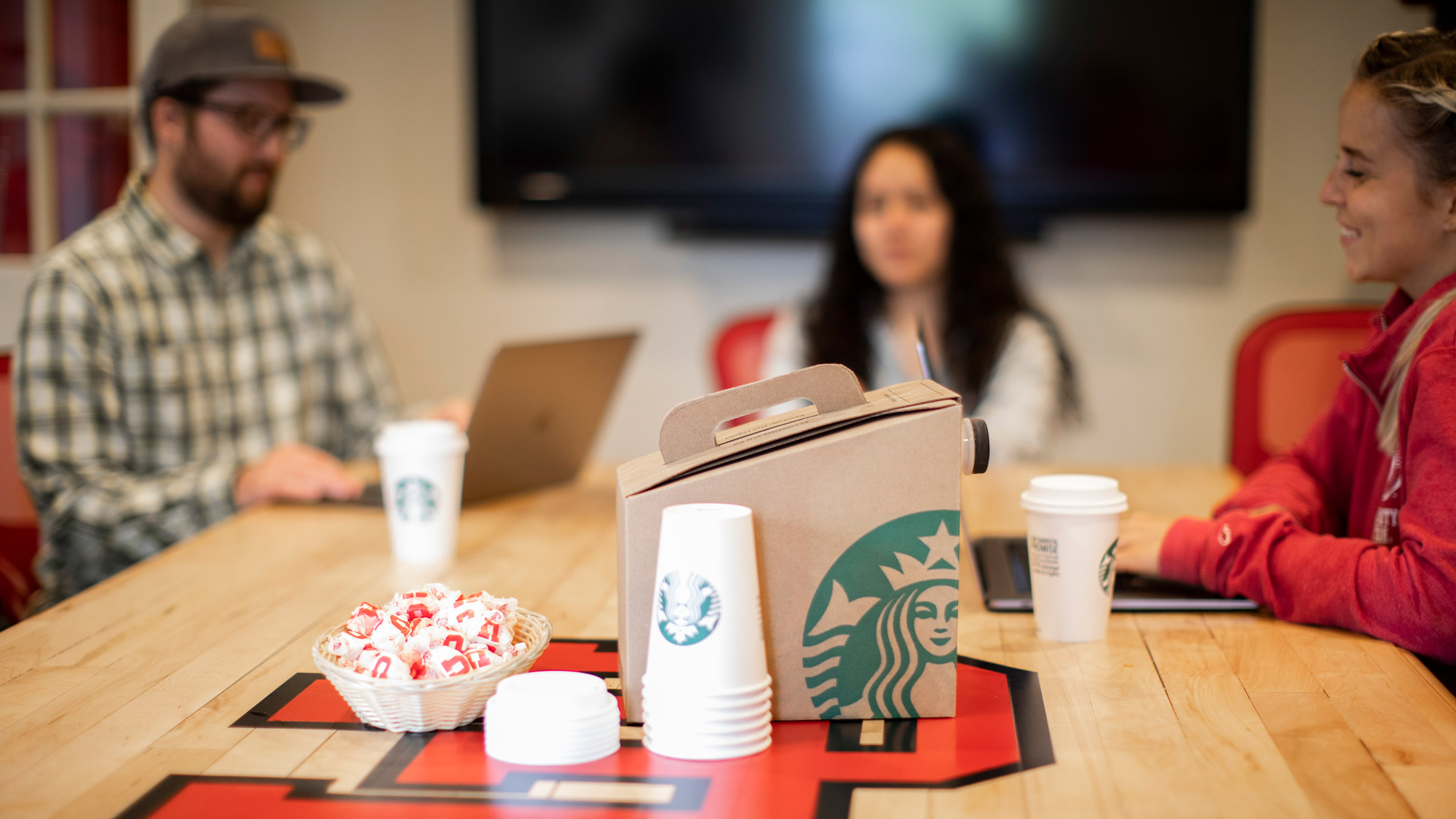 Campus Store Starbucks now available on USHOP – @theU