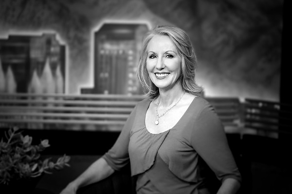 KUED’s Mary Dickson retires – @theU