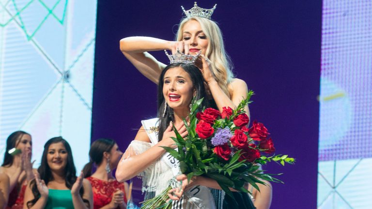 Ballet student crowned Miss Utah 2019 | @theU