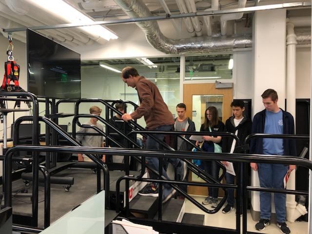 Exploring engineering with high school students – @theU