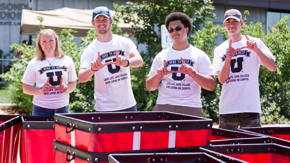 Volunteer during move-in days – @theU