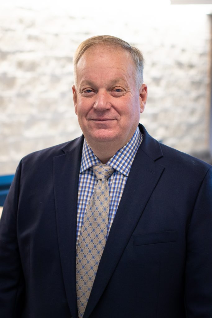 Senior state facilities management veteran to lead campus construction ...