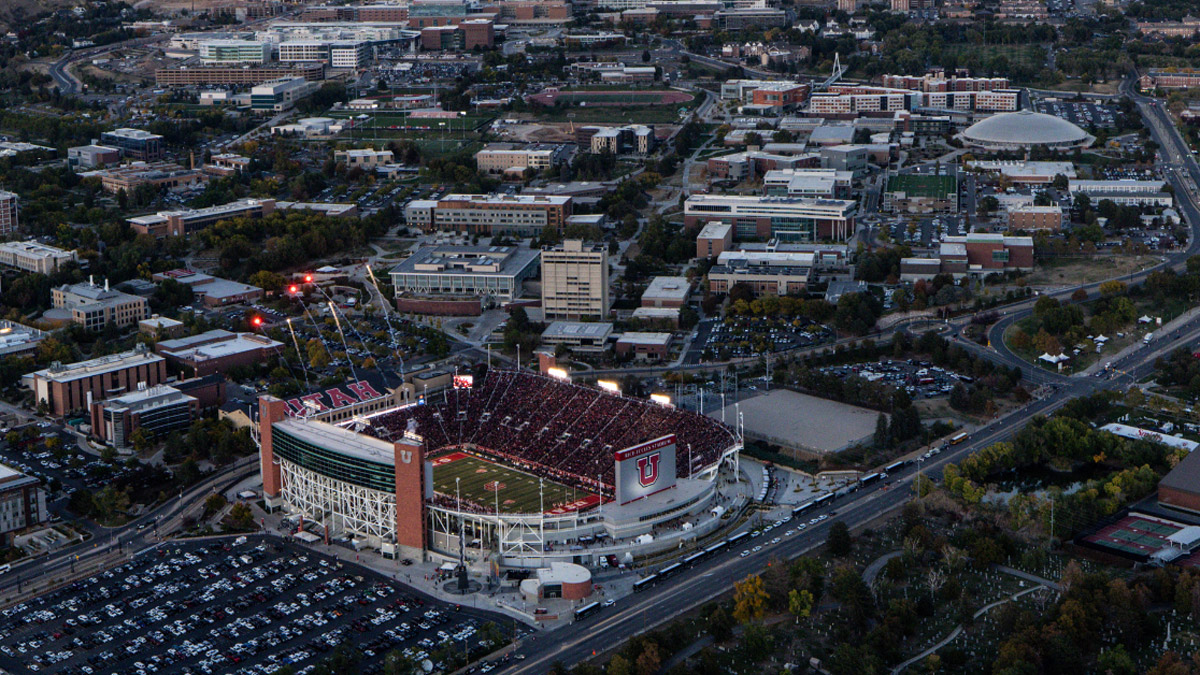 Stadium, Arena & Campus Event Services is here to serve the U community ...