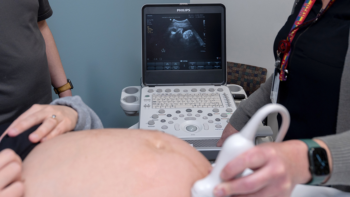 AI-based pregnancy analysis uncovers warning signs for stillbirth and ...